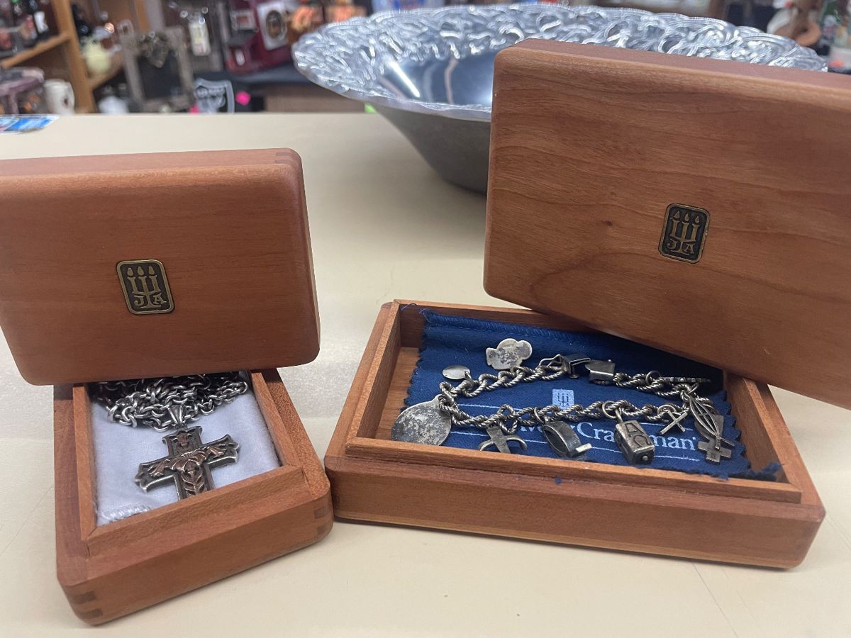 George & Barbara Brightwell estate liquidation starts on 9/29/2023