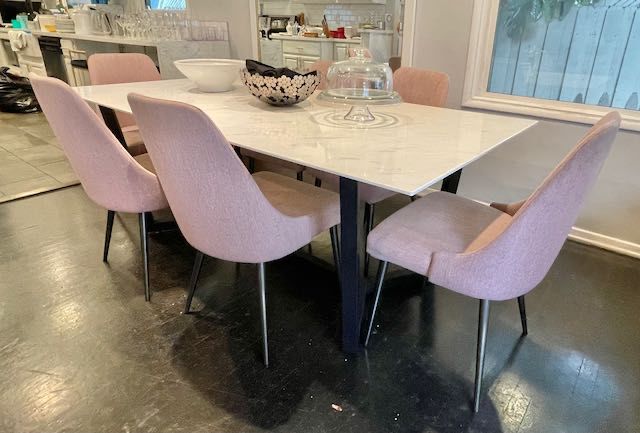 AMAZING CONTEMPORARY 1 DAY sale by PickersRUs starts on 10/7/2023