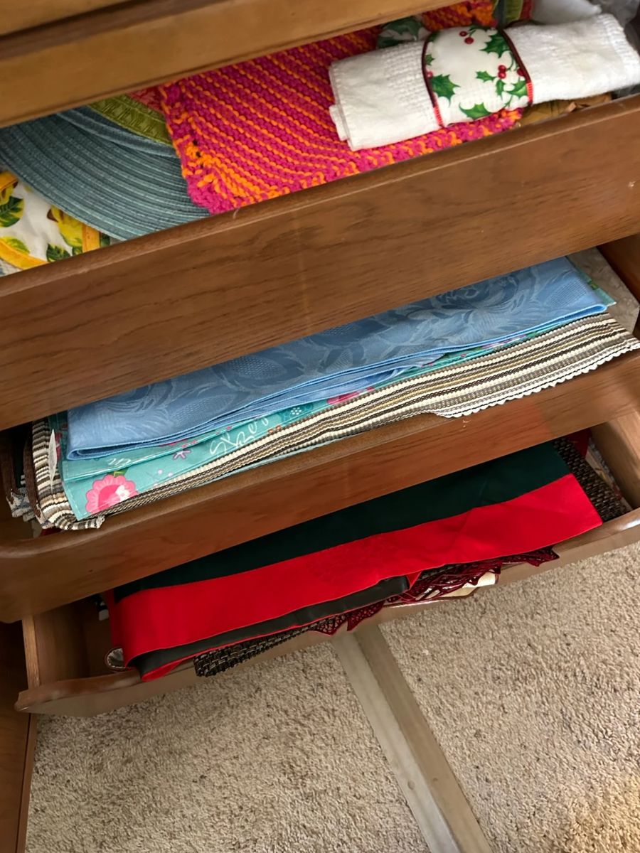 This is the Beth Riddle Estate Sale starts on 10/5/2023