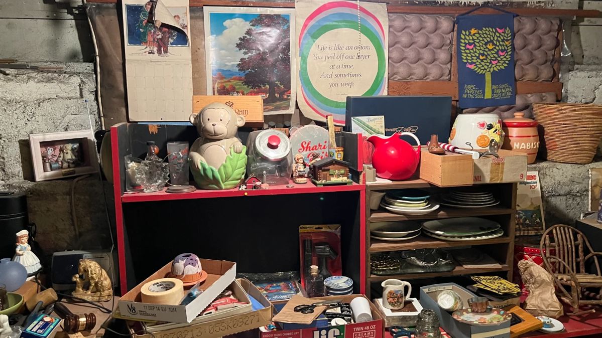 HUGE Hoarder Estate Sale Antiques Vintage starts on 10/6/2023