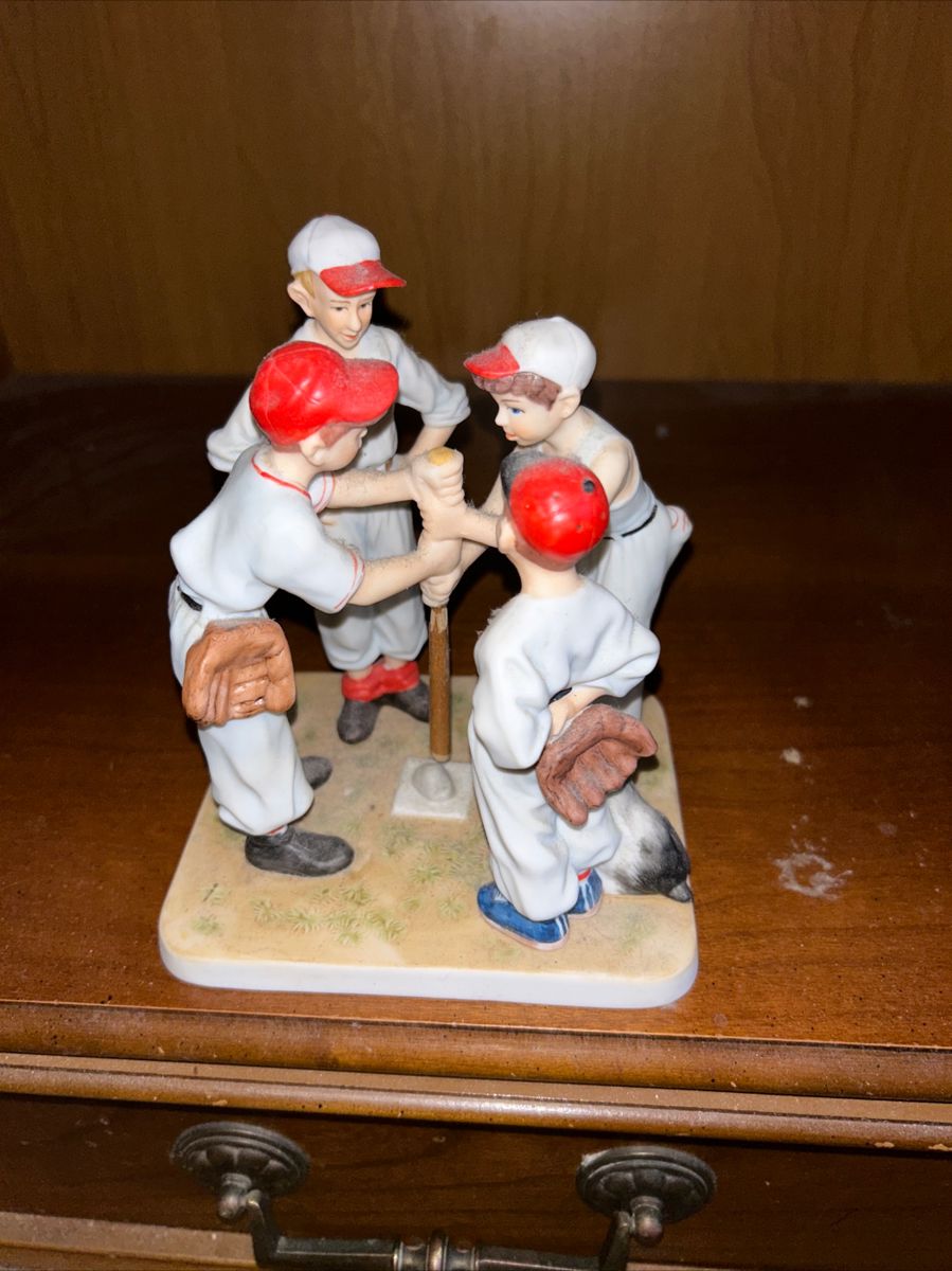 ESTATE OF GENE AND LAVERNE GUNNELS in Laurel, MS starts on 10/13/2023