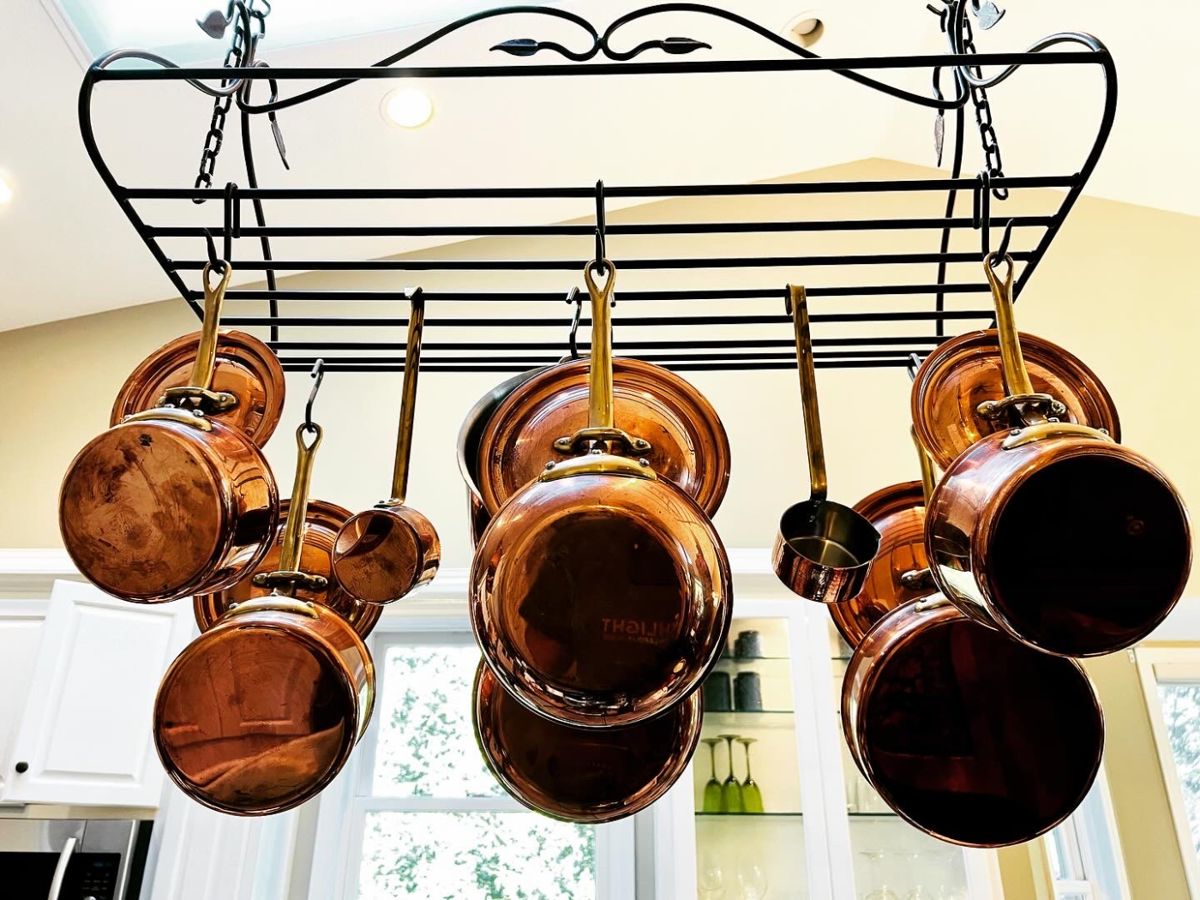 Executive Maple Grove Estate Sale starts on 10/21/2023