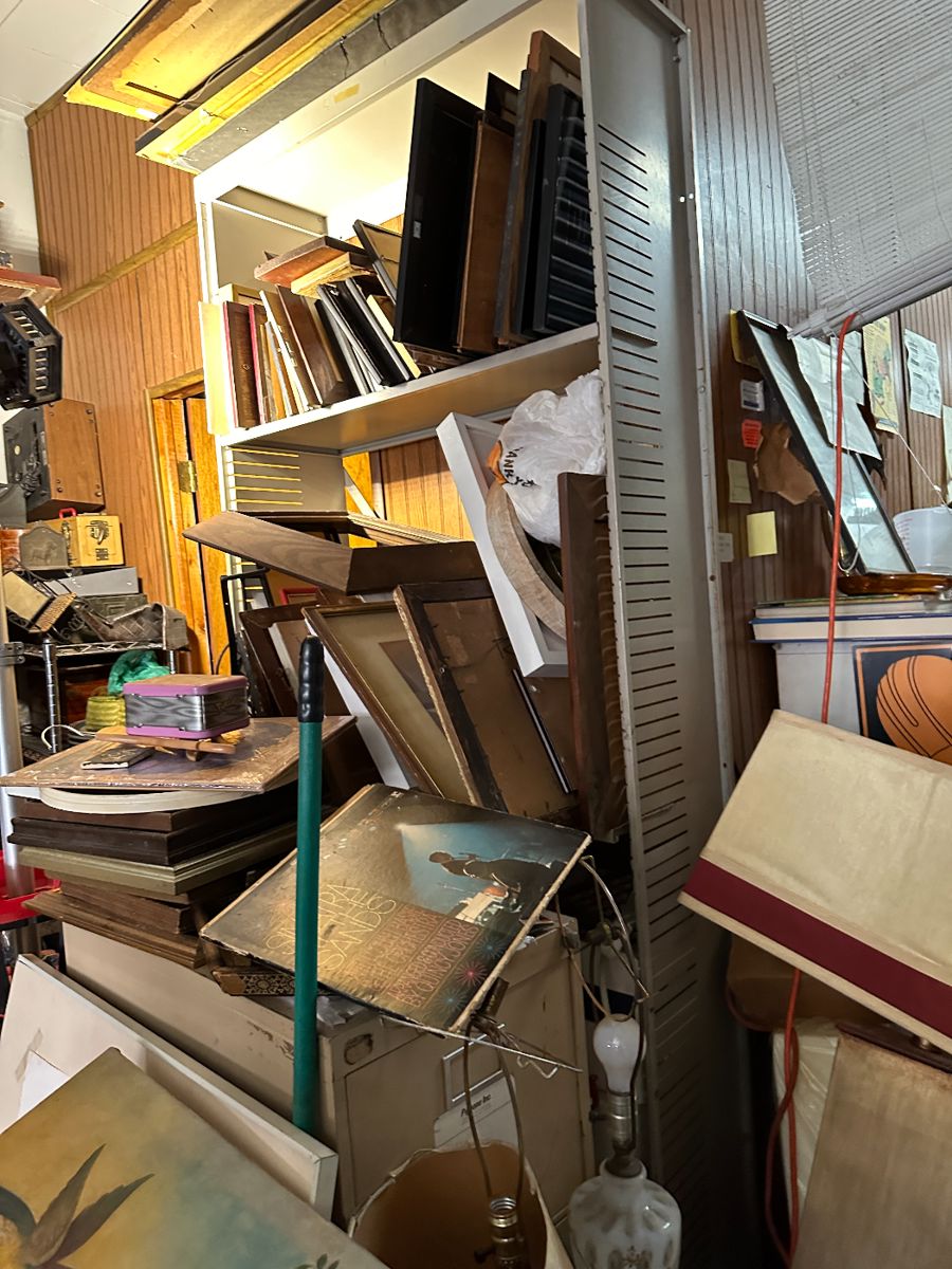NYTS: HIGH END AUCTION ITEMS! HOARDER STORE!!! starts on 10/14/2023