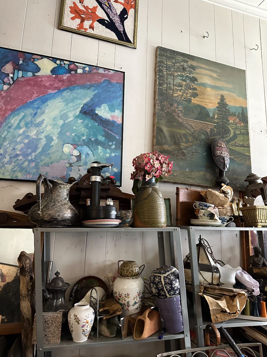 NYTS: HIGH END AUCTION ITEMS! HOARDER STORE!!! starts on 10/14/2023