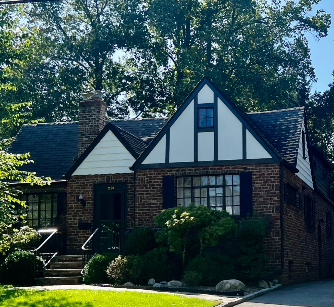 Another vP Sale!! Harrington Park Home, lovey... starts on 11/18/2023