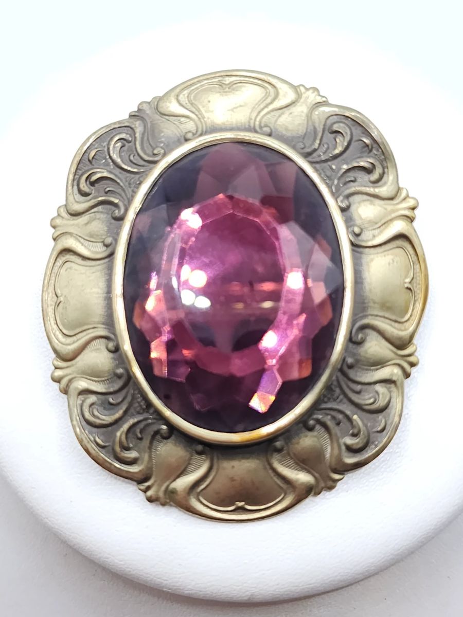 JEWELRY & ODDITIES by JASON ADAMS AND KIKO... starts on 10/18/2023