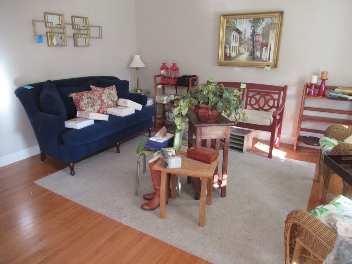 BEAUTIFUL BELLINGHAM ESTATE SALE FINE HOME... starts on 10/21/2023