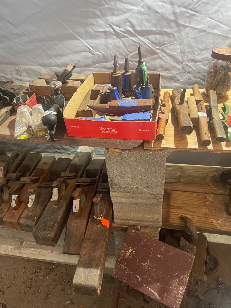 Tools, tools, tools in Cedar Falls, IA starts on 10/21/2023