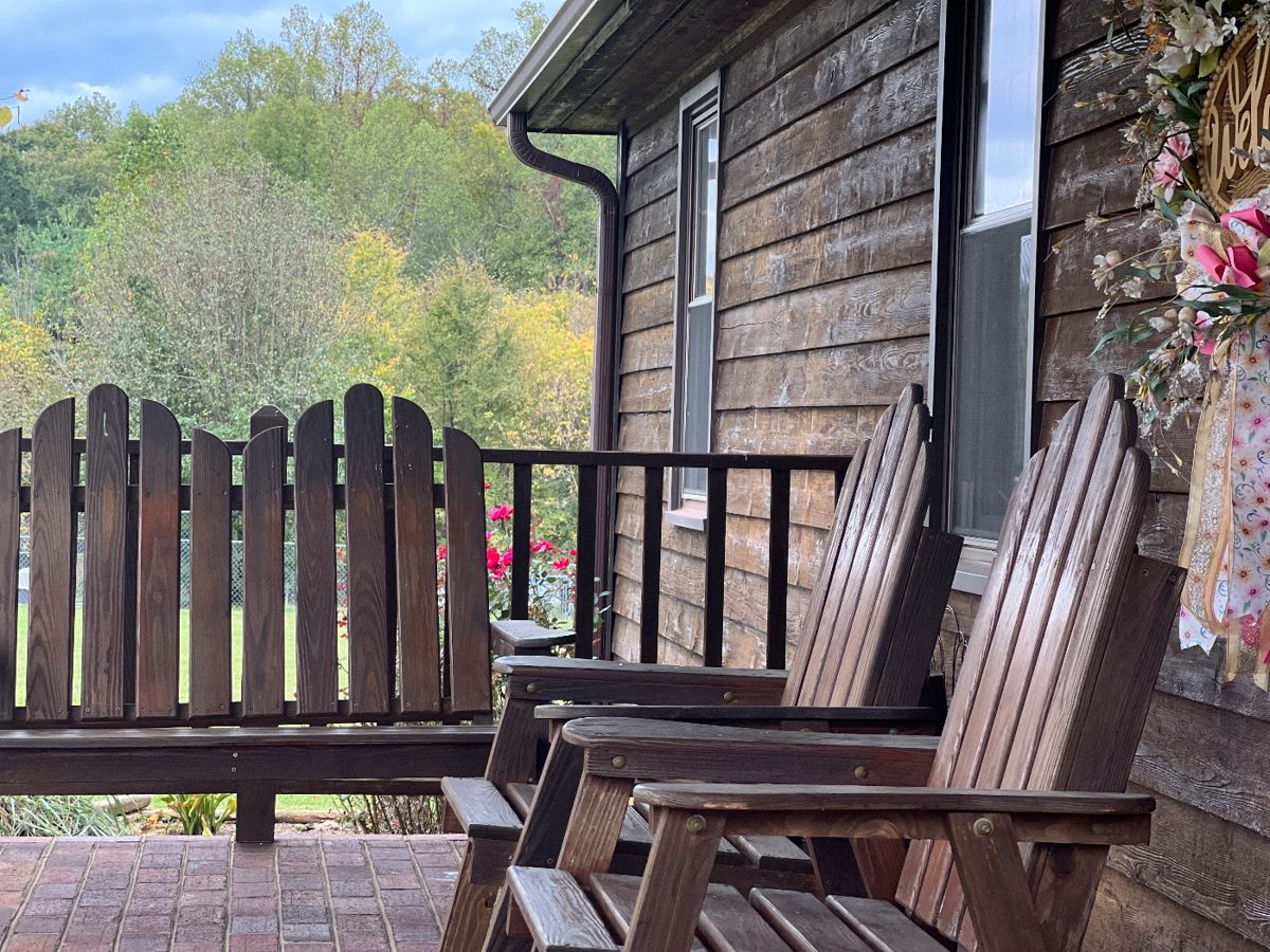 The Quintessential Cabin Estate Sale starts on 10/26/2023