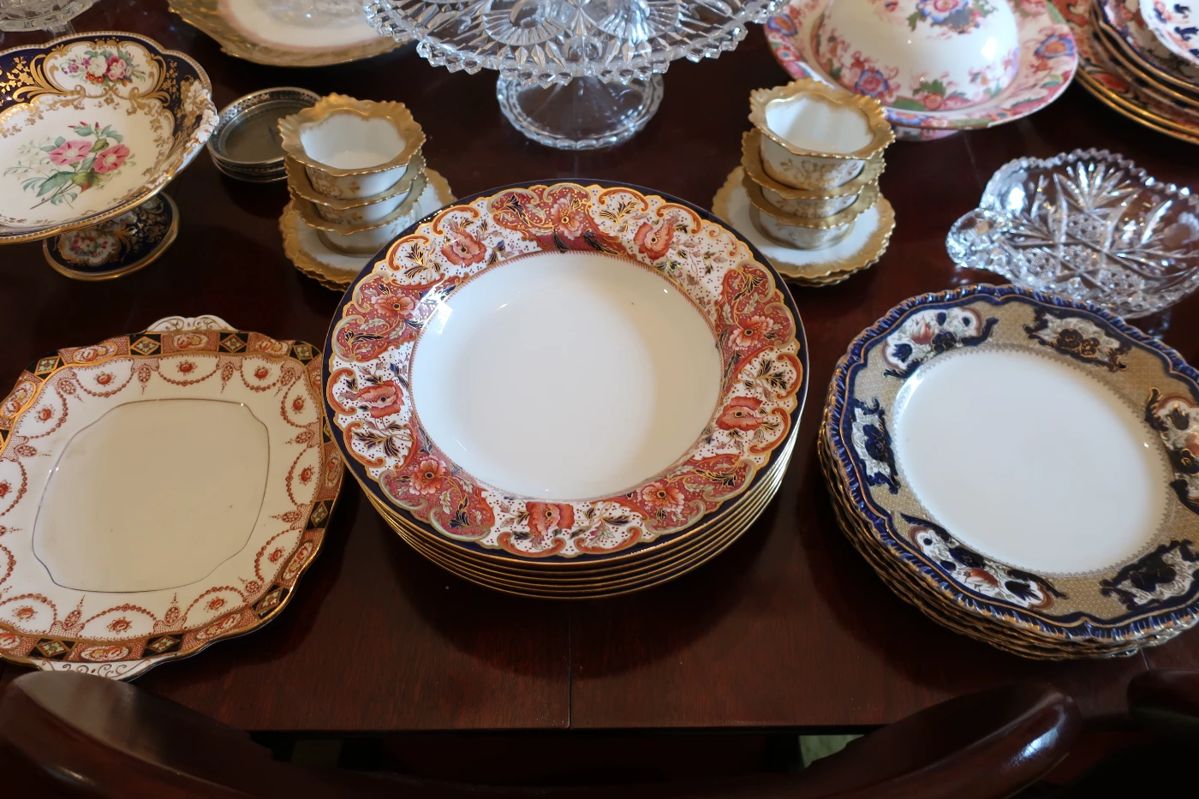 DIVINE FINDS ESTATE SALE IN AUGUSTA starts on 10/20/2023