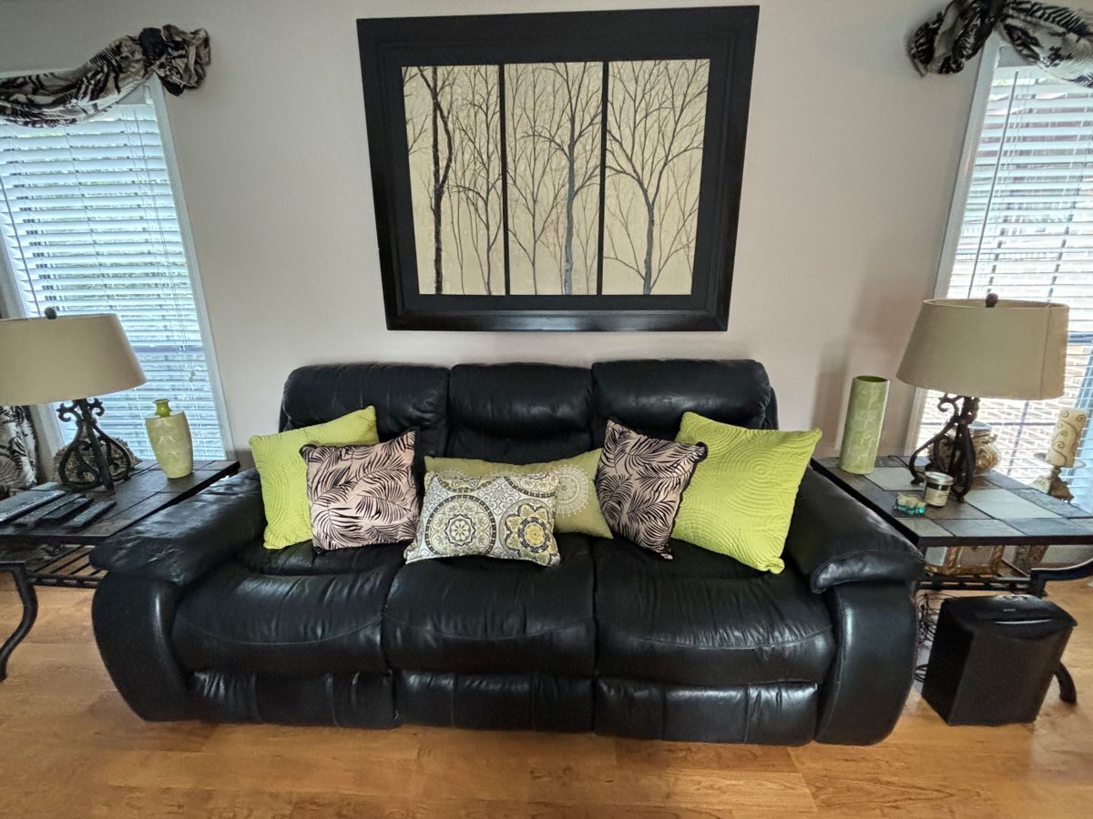 Great, Clean Sale with beautiful items starts on 10/20/2023