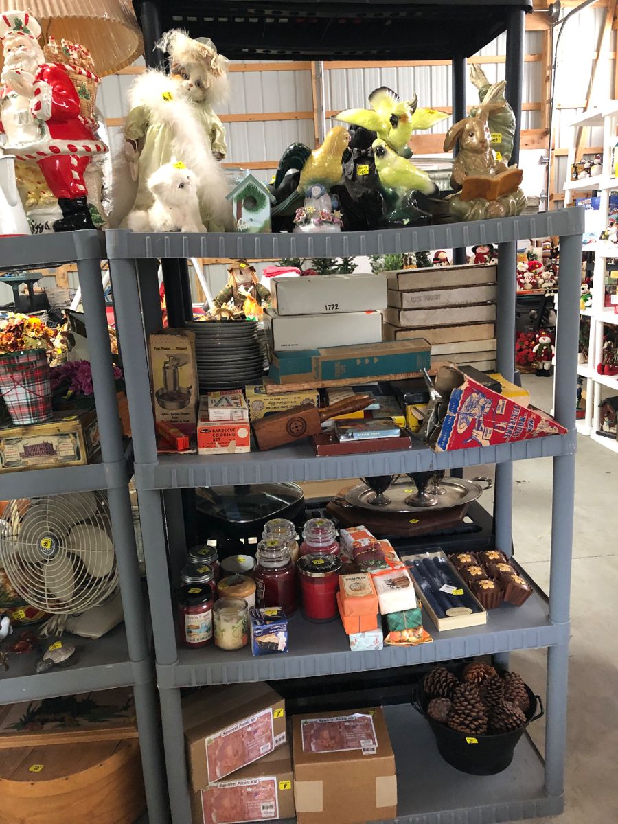 Living estate sale collectibles and lot... starts on 10/19/2023