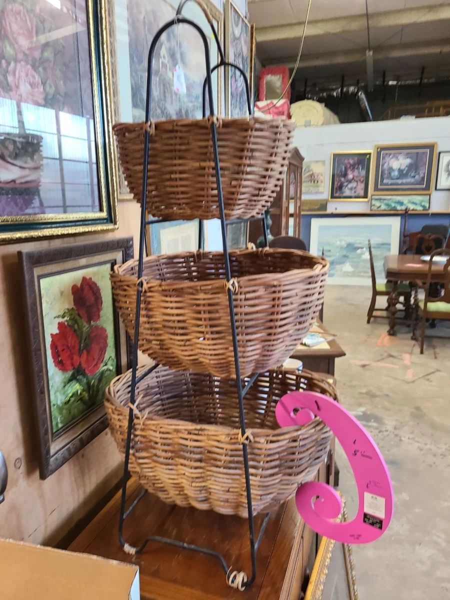 Polly Ranch BLOW OUT Sale in Friendswood, TX starts on 10/20/2023