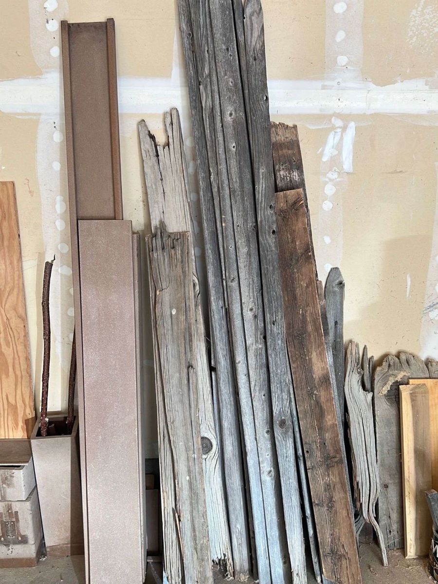 Morrison Furniture, Tools, Barbed Wire and... starts on 10/18/2023