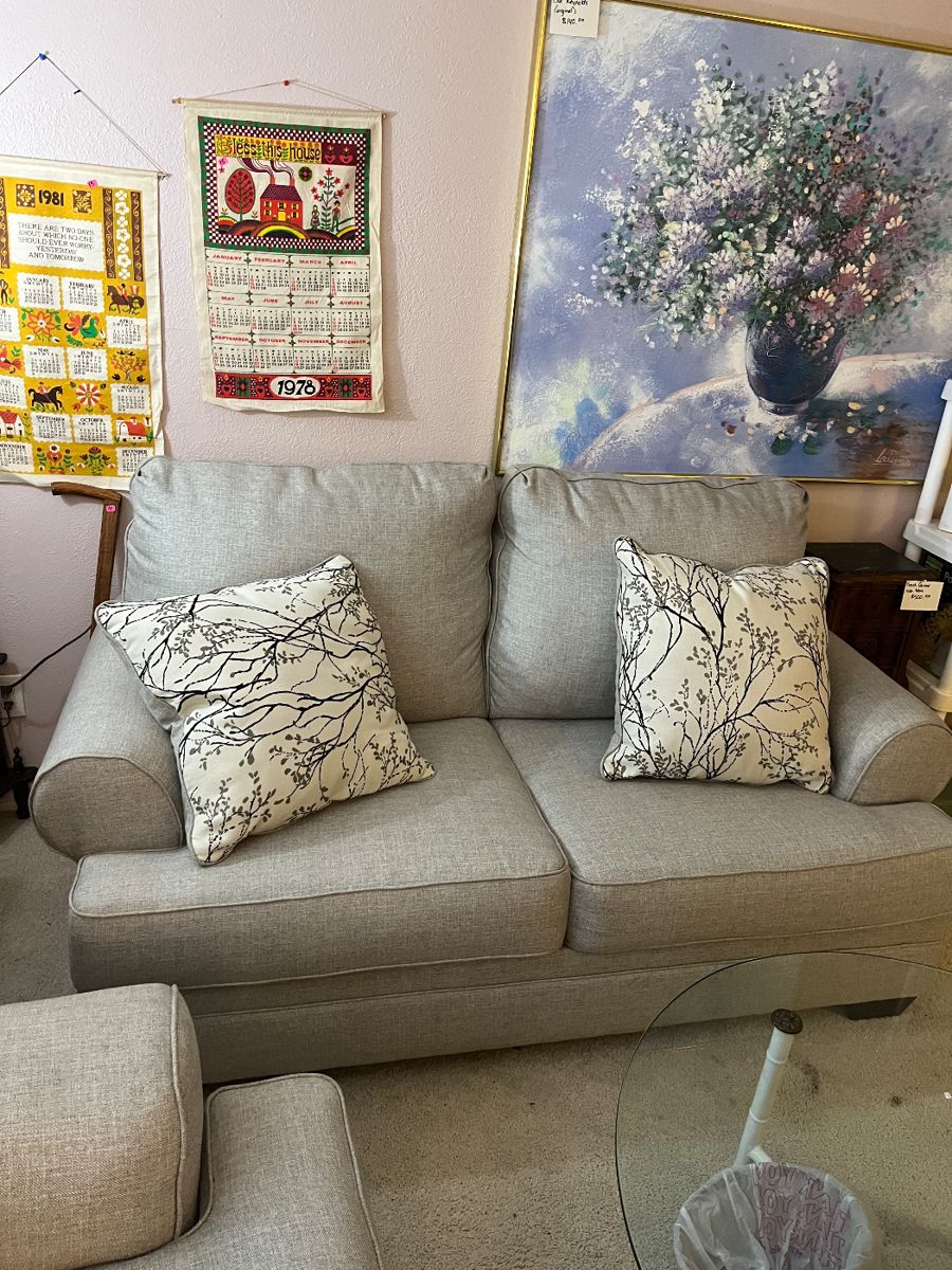 PACKED PASADENA-VINTAGE COLLECTOR in Pasadena, TX starts on 10/20/2023