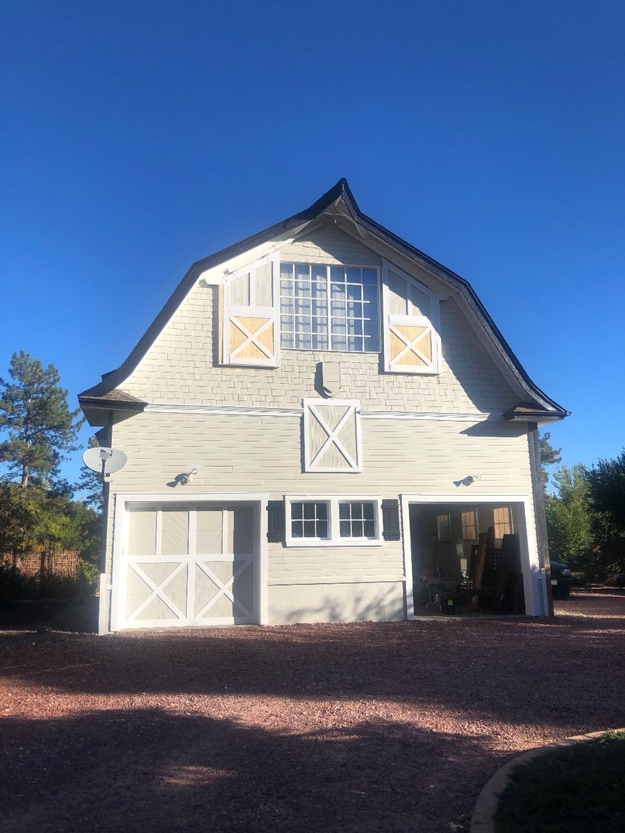 Luxury in the Barn Half off Sunday in Littleton, CO starts on 10/27/2023