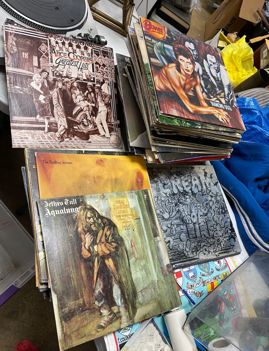 75% OFF ANTIQUE VINTAGE HOARDER MOVIE LIQUIDATION... starts on 10/27/2023