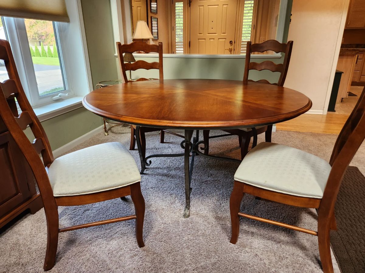 50% Off Our Blue Moon Toledo Condo! Great... starts on 11/4/2023