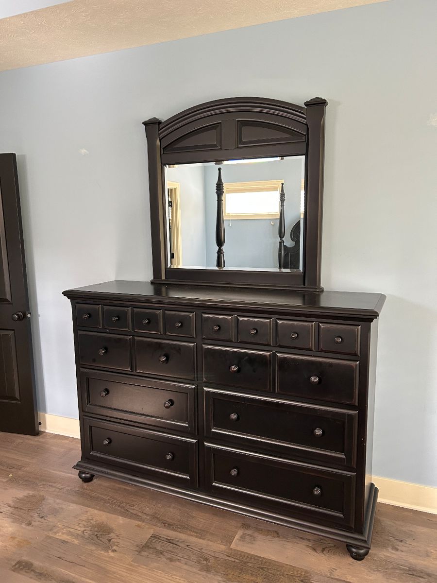 HALF OFF FRIDAY-Last minute high end pop up sale starts on 10/26/2023