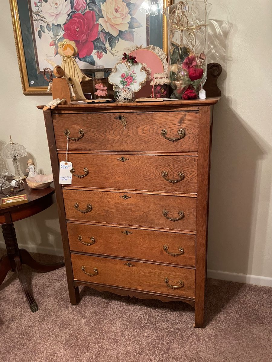 Living Estate Sale of Ruby Leonard and the... starts on 10/28/2023