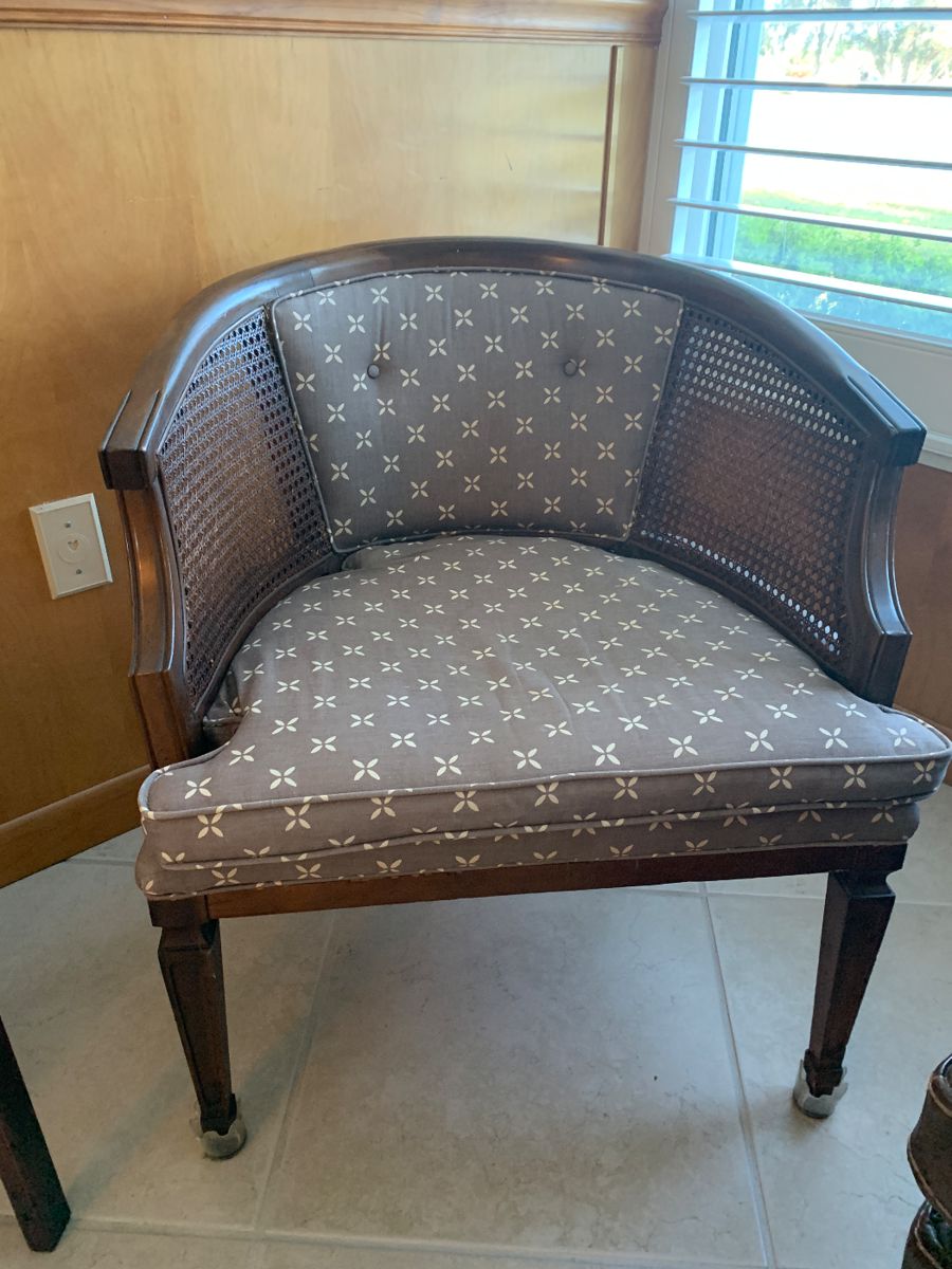 Cait's Seminole Estate Sale - 50% Off Saturday! starts on 10/27/2023