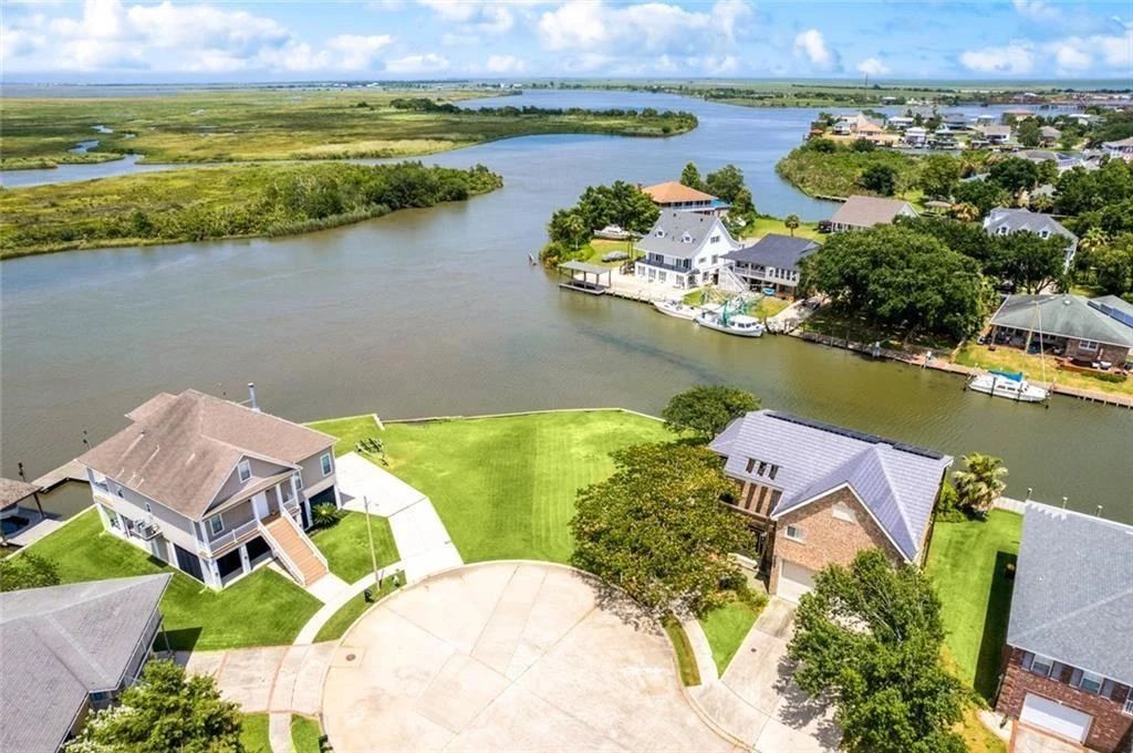 Amazing sale on the water! Open again everything... starts on 11/11/2023