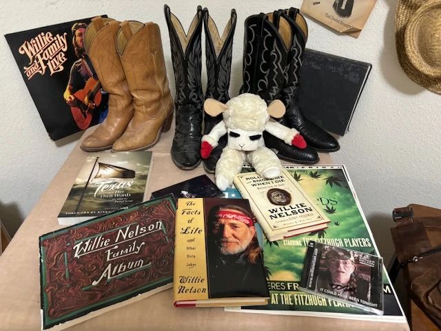 Willie-Exercise Equip-Albums-Bikes-Books-Clothes... starts on 11/4/2023