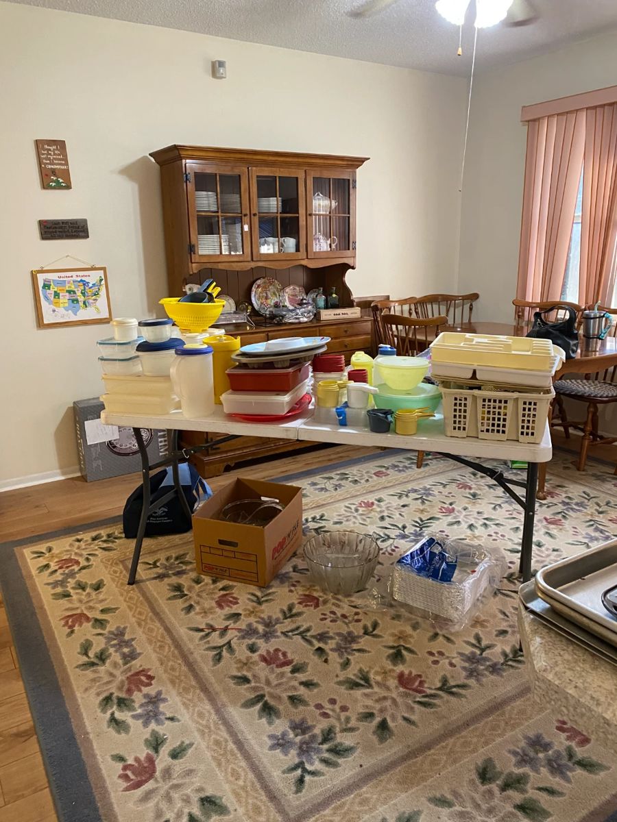 Moving/Estate Sale Hosted by Southshore Relocation... starts on 11/10/2023