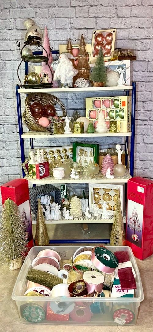 Holiday Treasures & More Online Auction -... starts on 11/5/2023