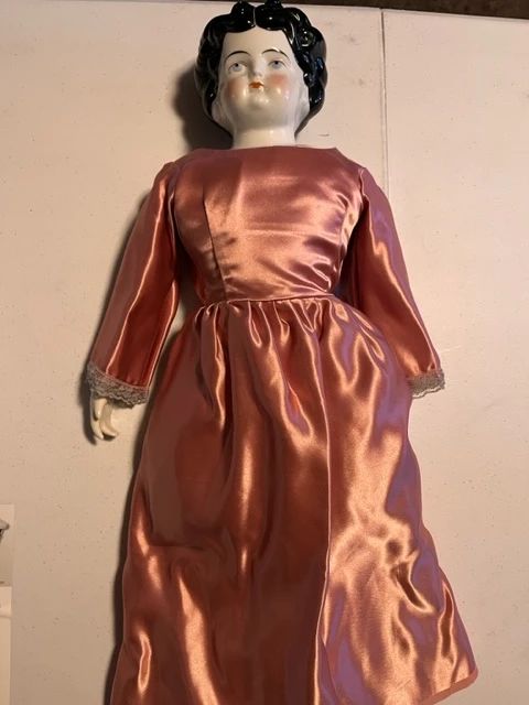 Timeless Antiques, Collectables Models, Vintage... starts on 11/3/2023