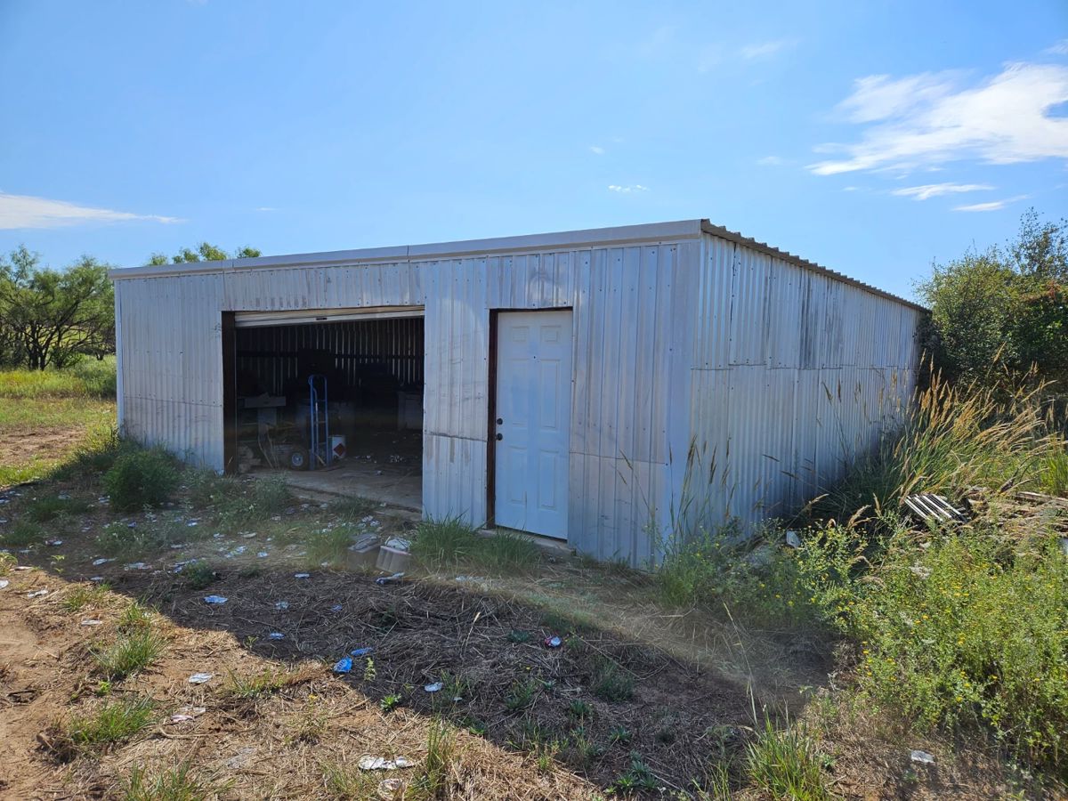 AUCTION in Hawley, TX starts on 11/26/2023