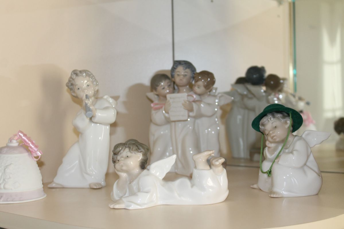 House Hold Decor Galore Greenbriar Toms River... starts on 11/17/2023