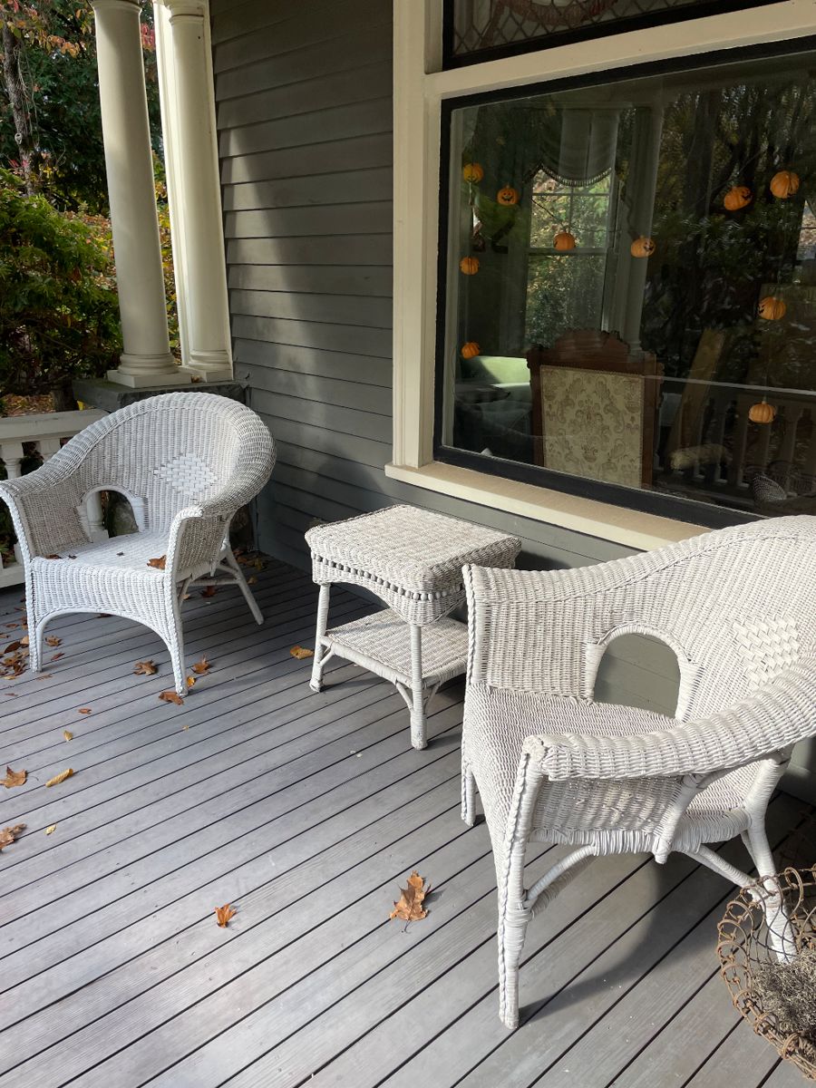 Blue Moon Estate Sale - Wellesley in Wellesley Hills, MA starts on 12/9 ...