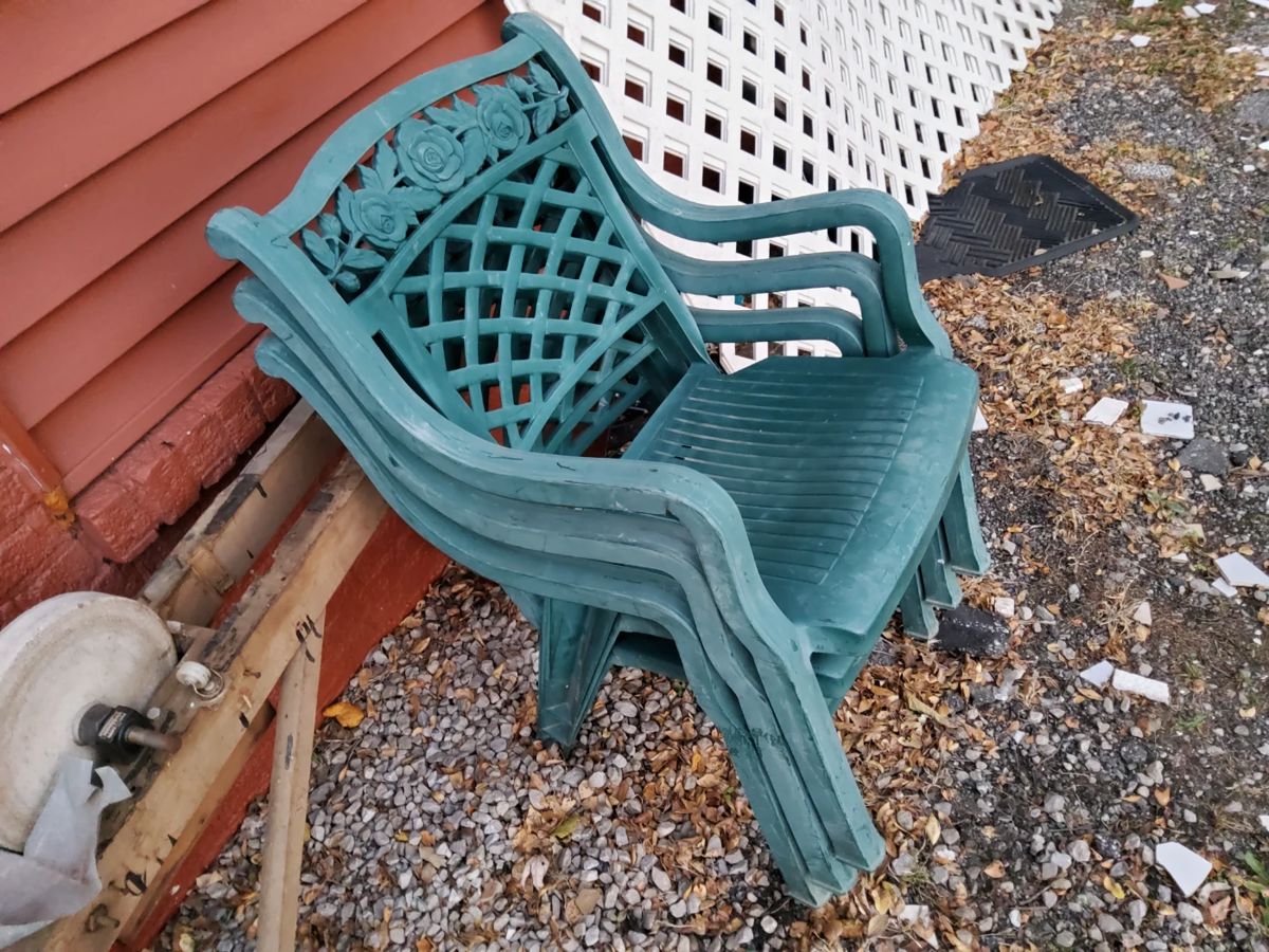 HOUSE CLEAN OUT, BOX LOTS AND MORE!! starts on 11/8/2023