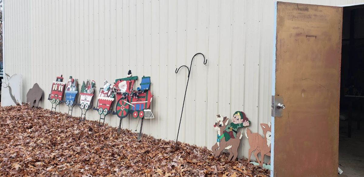 Jerry Elliott Jerry Slick Estate Sale starts on 11/30/2023