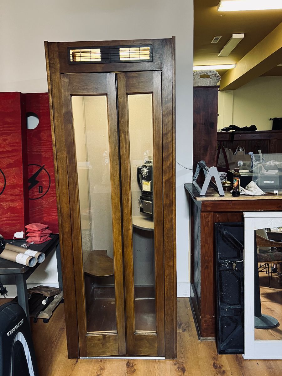 SIGNAL MOUNTAIN RETAIL STORE RELOCATION SALE.... starts on 11/17/2023