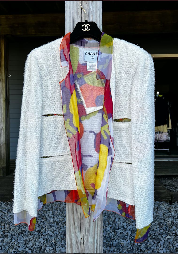 CHANEL AUCTION A BESPOKE COLLECTION #3 OF #4 starts on 11/14/2023