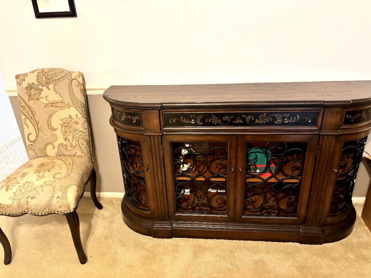 Downsizing - Everything Must Go Today!! starts on 11/24/2023