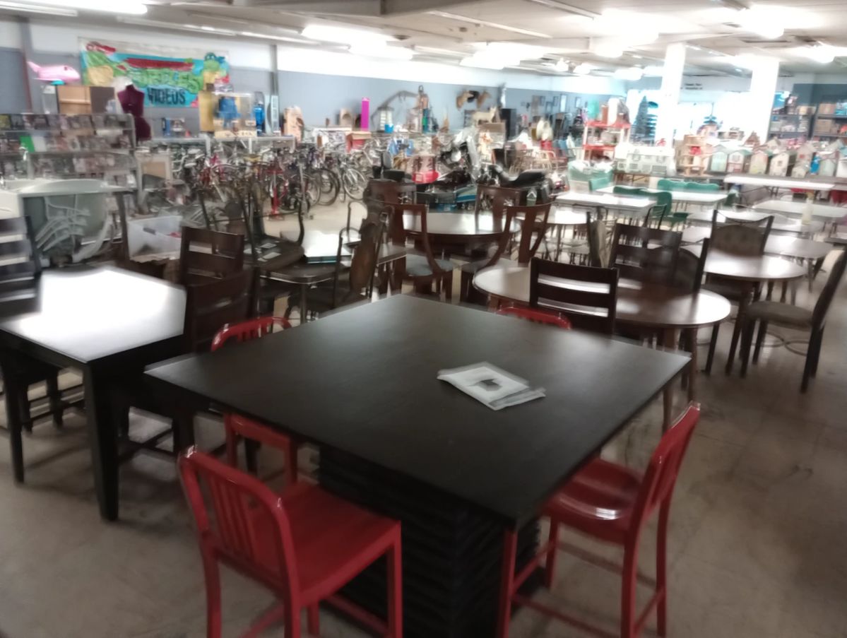 Rid of Stuff Black Friday Antique Store Online... starts on 11/24/2023