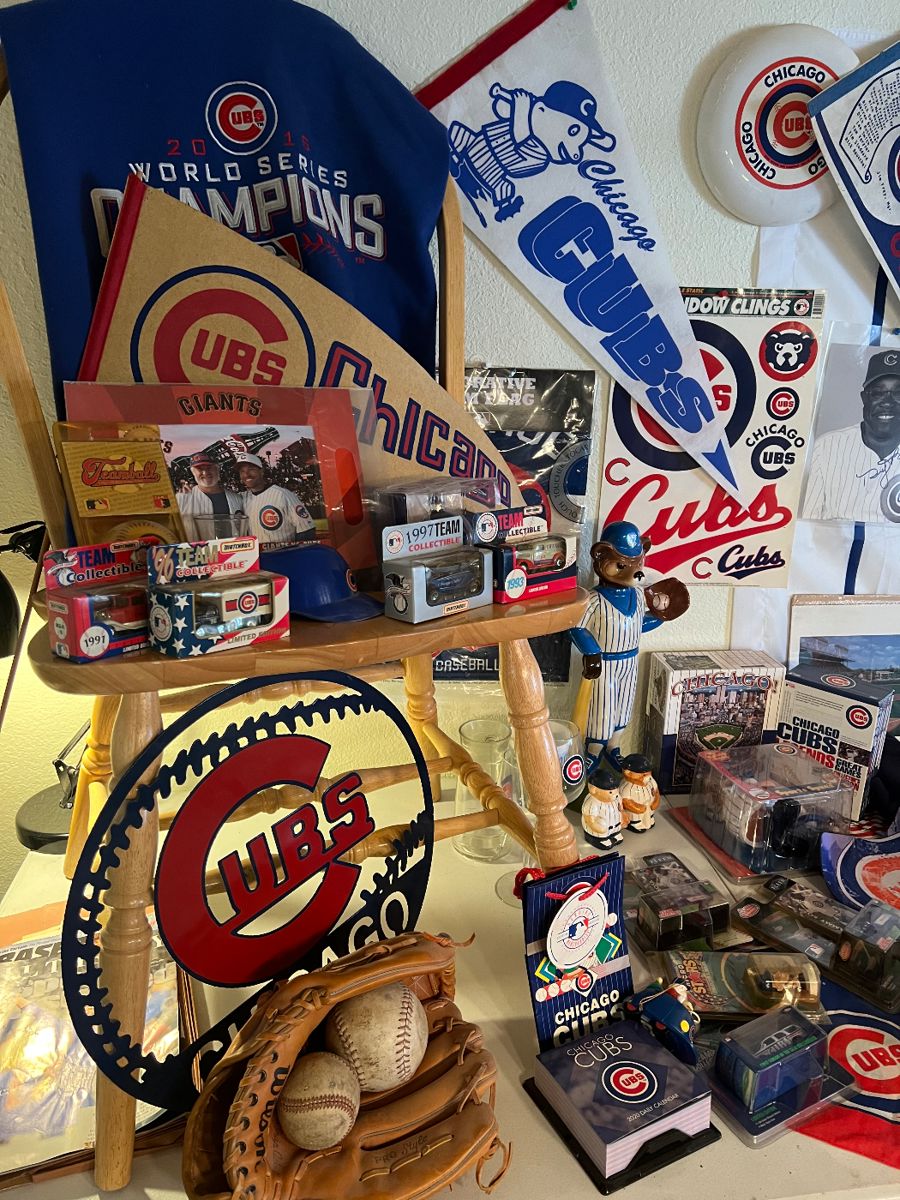 Calling all sports fans & shoppers! Packed house starts on 12/1/2023