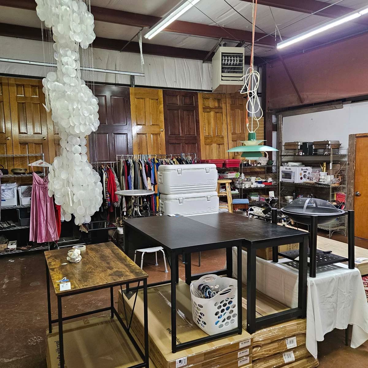 Holiday Shop - In Person Warehouse Estate... starts on 12/2/2023