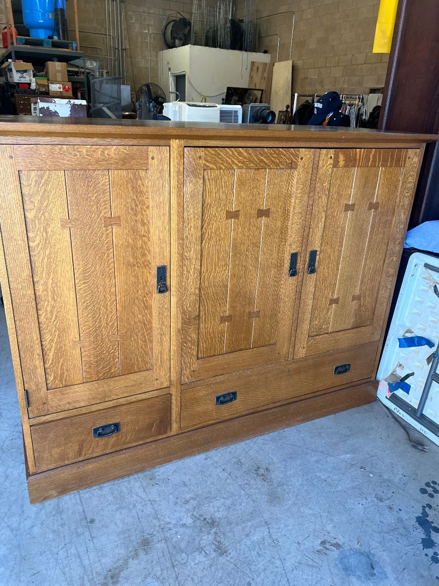 Vintage Stereo, vinyl records & more starts on 12/9/2023