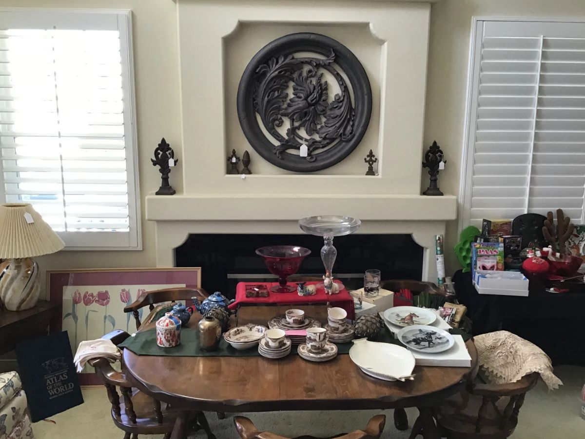 HUGE DECLUTTER SALE IN CANYON CREST starts on 12/7/2023