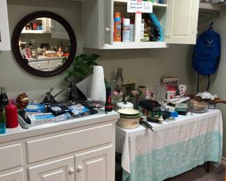 Clutter Queen Estate Sale in Texarkana, AR starts on 12/8/2023