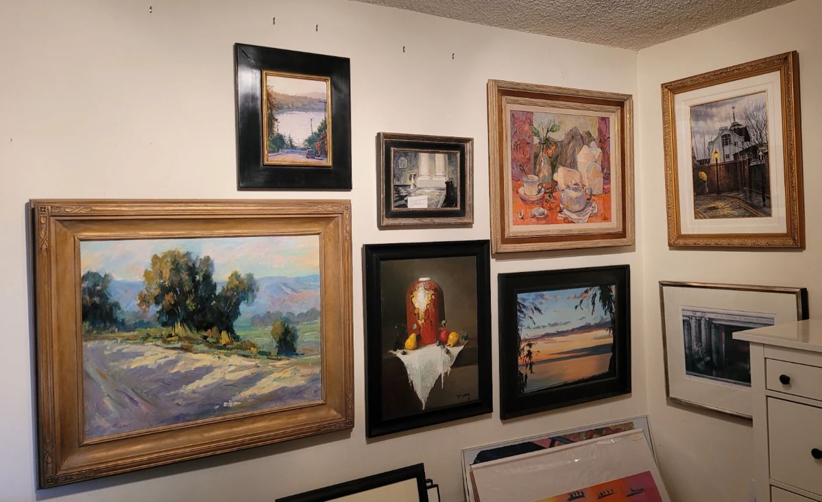 Former Gallery Owner FINE ART and Estate... starts on 12/16/2023