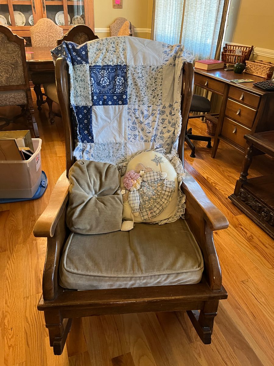 Estate of Lois Marie Tidwell Baty in Cleveland, AL starts on 1/12/2024