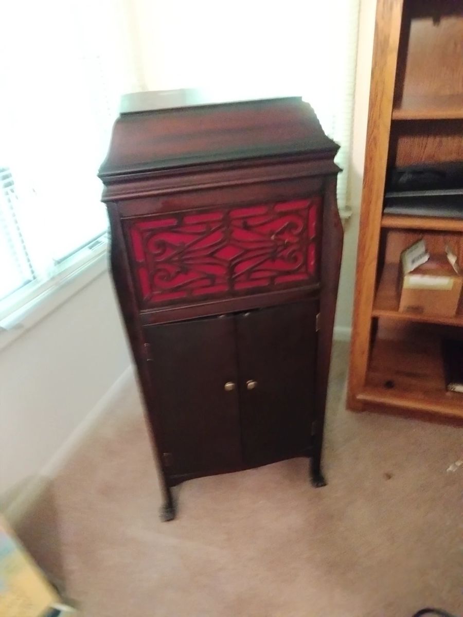 ESTATE SALE IN DELAND in Deland, FL starts on 12/22/2023