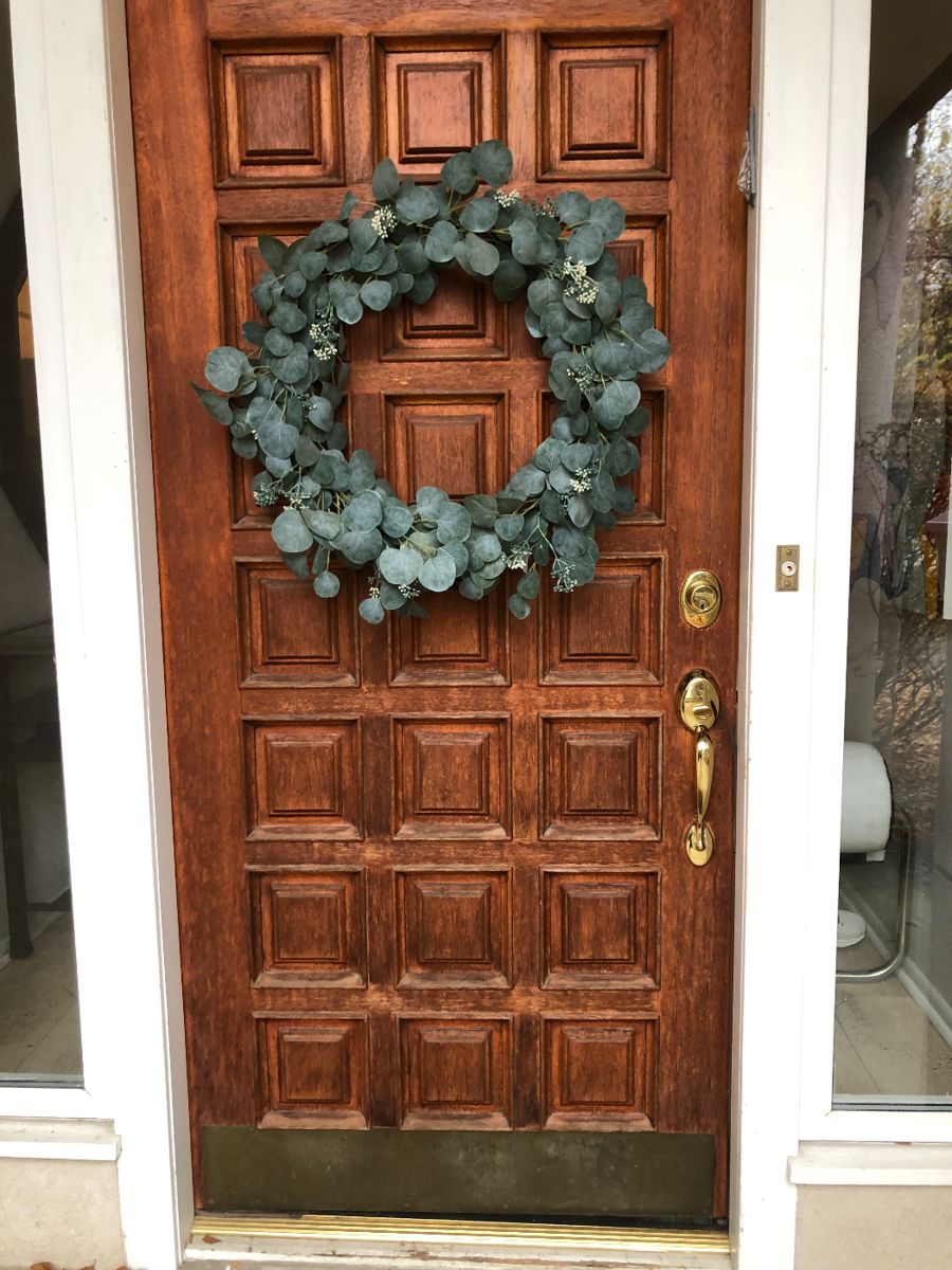 HIGH-END HIGHLAND PARK SALE in Highland Park, IL starts on 1/11/2024