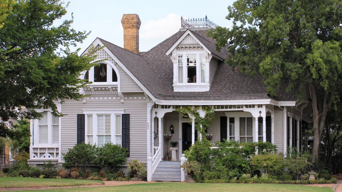 Historic Sayles Home Special Estate Sale starts on 1/6/2024