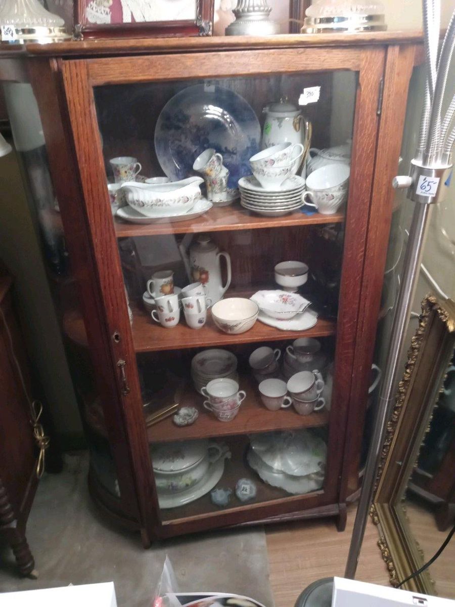 GALLERY SALE! More new buyout items to see starts on 1/4/2024